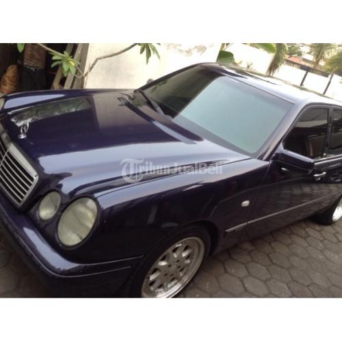 Jual Mobil Mercedes Benz E320 New Eyes 97 A/T Blue Metallic di Jakarta ...