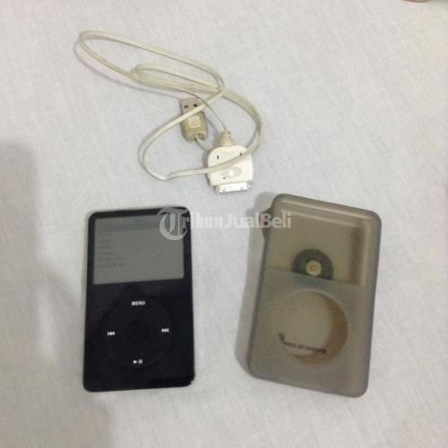 Jual iPod Classic 5th gen 60gb black wolfson chip bonus case di Bandung ...