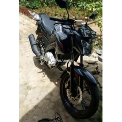 Motor Yamaha Vixion Second Tahun 2015 Warna Hitam di Depok Jawa Barat ...