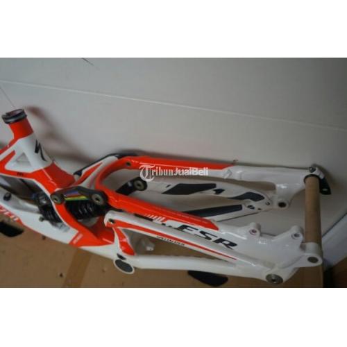 Frame Mtb Downhill Specialized Demo 8 Size XS di Jakarta - Tribun JualBeli