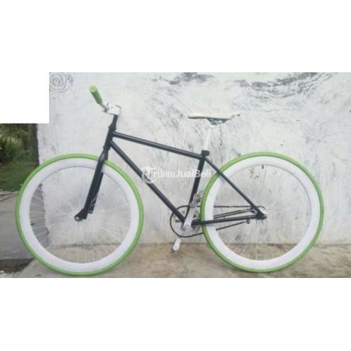 Sepeda Fixie Second Classic Warna Hitam Ban Putih di Padang Sumatera ...