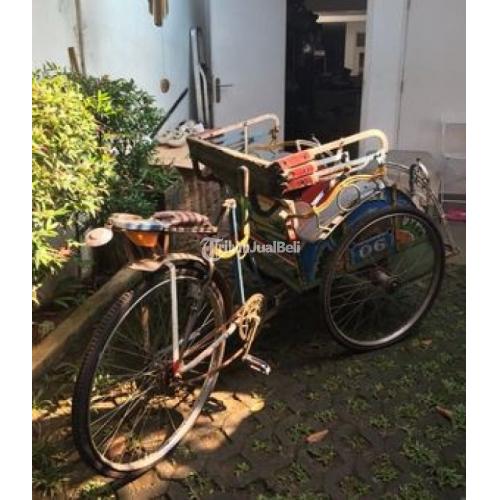 Transportasi Tradisional Roda Tiga Becak Bekas Mulus Istimewa di ...