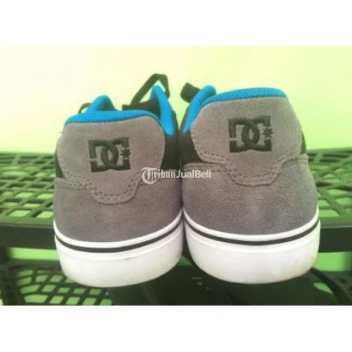 Sepatu Sneakers DC Shoes Pria 100 % Original Second Harga Murah di ...