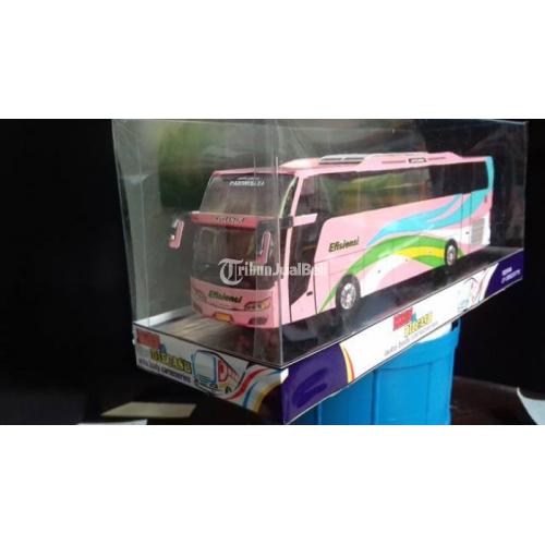 Pajangan Miniatur Bus Papercraft Koleksi Hiasan Bisa By Request di Solo ...