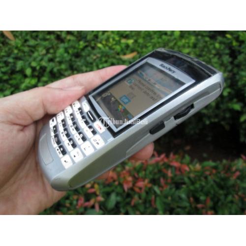 Hape Jadul Blackberry BB 7100g Langka Kolektor Item di Jakarta - Tribun ...