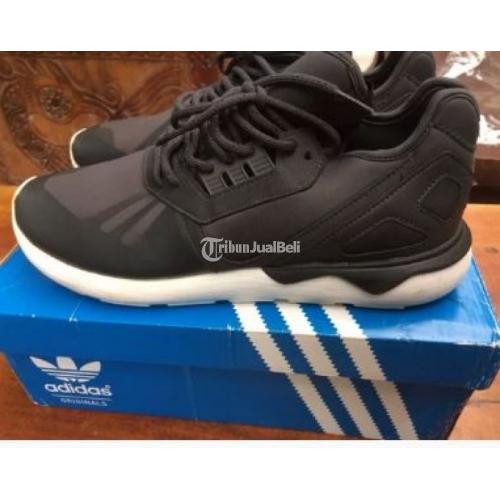 Sepatu Sneaker Murah Adidas Tubular Runner Dark Grey Seken Mulus ...