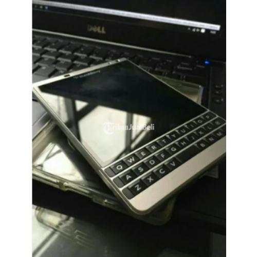 HP Blackberry Passport Silver Limited Edition Fullset Second Mulus di ...