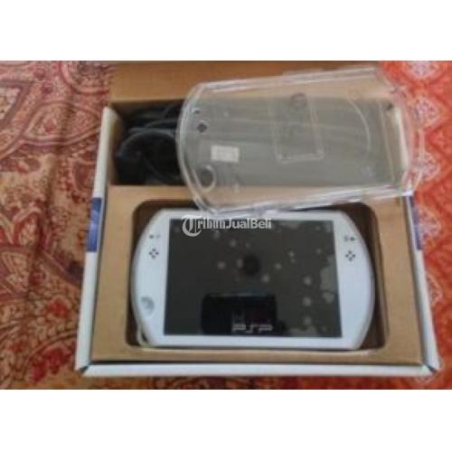 Sony PSP Go White 16GB White Second Fullset Harga Murah Berkualitas di ...