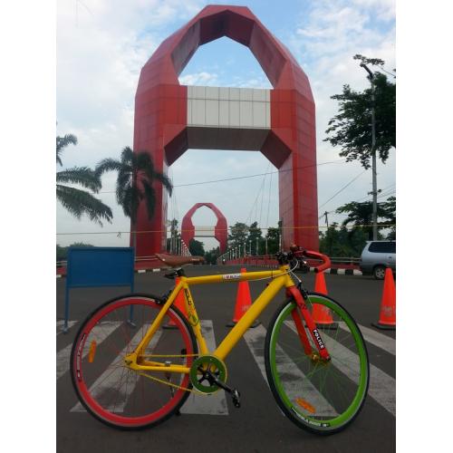 Sepeda Fixie United Soloist 77 Rasta Edition - Tribun JualBeli