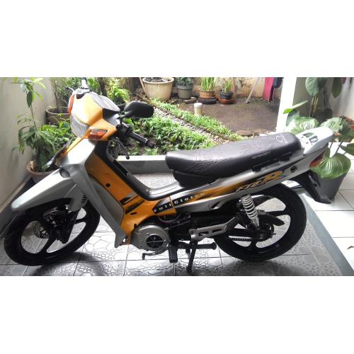 Yamaha F1ZR 2000 Millenium Sporty Silver Yellow Mulus Surat Lengkap di ...