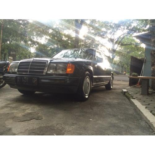 Mercy boxer W124 terawat di bandung - Tribun JualBeli