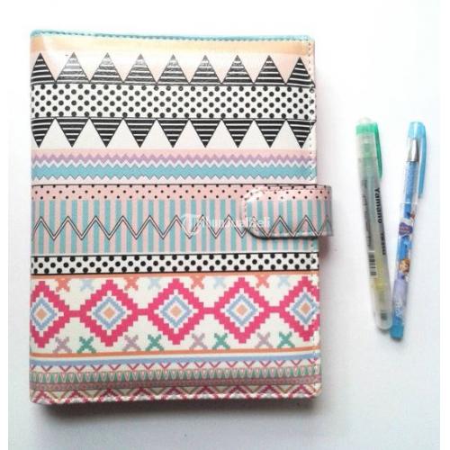 Binder Motif Murah Berkualitas di Jakarta - Tribun JualBeli