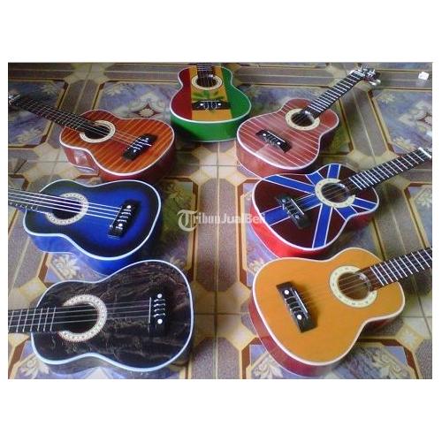 Gitar Ukulele atau Akustik dengan 4 Senar Murah Banget di Solo - Tribun ... Gitar Ukulele atau Akustik dengan 4 Senar Murah Banget di Solo - Tribun ...