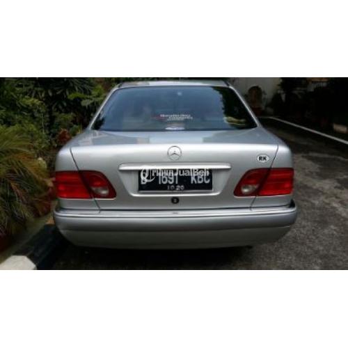 Mercedes Mercy W210 2300cc Bekas Tahun 1996 Silver Harga Murah di Jawa ...