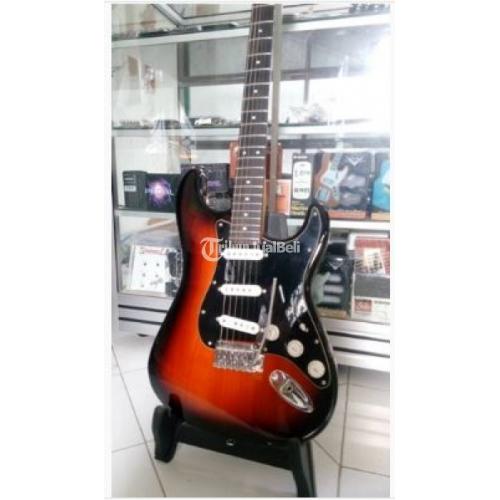 Guitar Listrik Electric Fender Stratocaster Custom New Harga Murah di ...