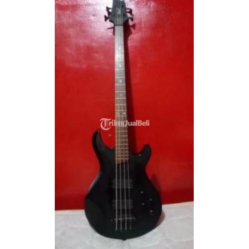 Bass Cort EVLdiZ4B Warna Hitam Second di Jakarta - Tribun JualBeli