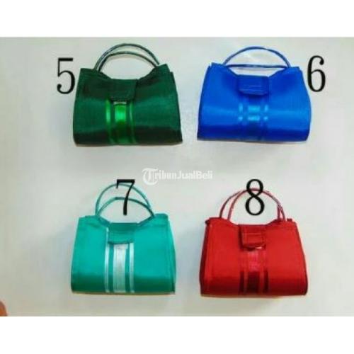 Mukena Rukuh Mini Traveling Bahan Parasut Harga Murah Barang Baru di ...