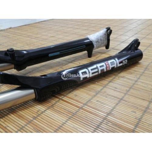Fork Sepeda Baru Merk RST Aerial 26" Trvl 120 mm Remote Lock di Jakarta ...