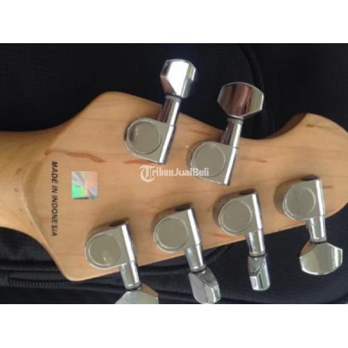 Gitark Listrik SUB Silo3 Sterling By Musicman Original Second Mulus di ...