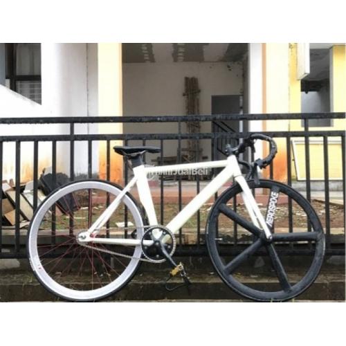 Sepeda Fixie Fullbike Aerospoke Barang Mulus Dan Langka di Cirendeu ...