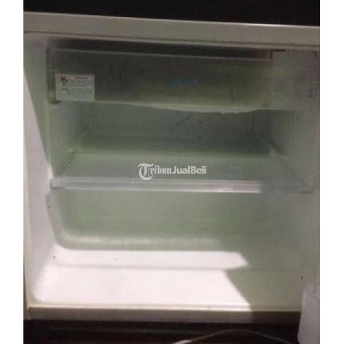 Mini Kulkas 1 Pintu Murah Toshiba Glacio GRdiN9PXD7 Seken Mulus Normal di Bandung - Tribun JualBeli