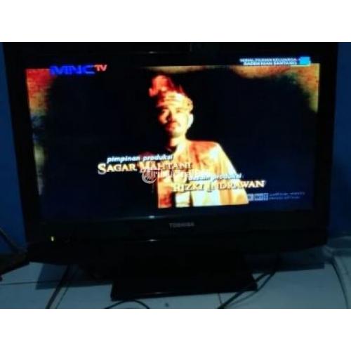 TV LCD Seken Merk Toshiba Regza 24 Inch Mulus Normal Harga Murah di ...