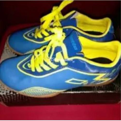 Sepatu Futsal Lotto Second Ori Mulus Belum Pernah Pakai di Tegal ...