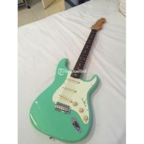 Gitar Elektrik Fender Japan Exclusive Classic 60s Stratocaster Second ...
