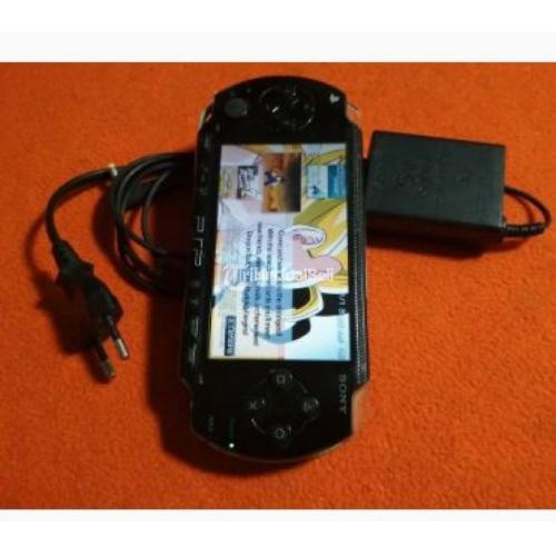 PlayStation Portable Sony PSP 1000 Fat Black 8GB Bekas Second Murah di ...
