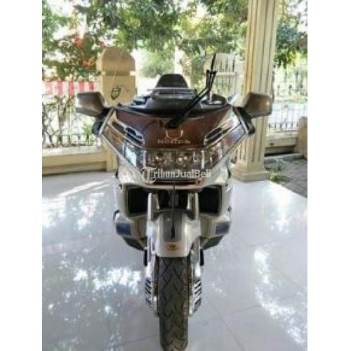 Moge Bekas Honda Goldwing 1.5 2000 Gold 50th Anniversary Mesin Halus di Jombang - Tribun JualBeli