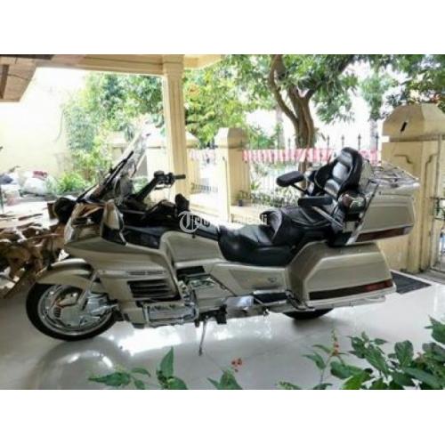 Moge Bekas Honda Goldwing 1.5 2000 Gold 50th Anniversary Mesin Halus di Jombang - Tribun JualBeli