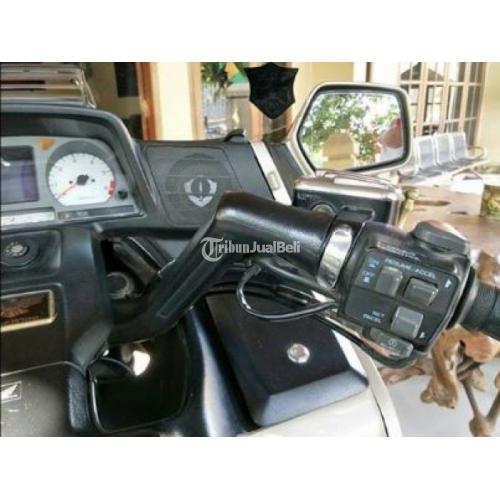 Moge Bekas Honda Goldwing 1.5 2000 Gold 50th Anniversary Mesin Halus di Jombang - Tribun JualBeli
