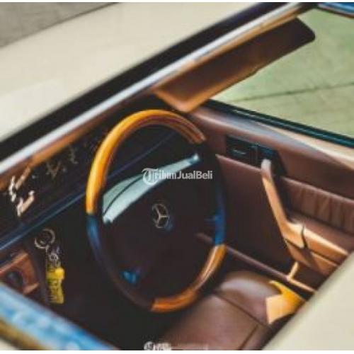 Mobil Kuno Antik Mercedes Benz W201 190E 2.0 1992 Automatic Sliding ...