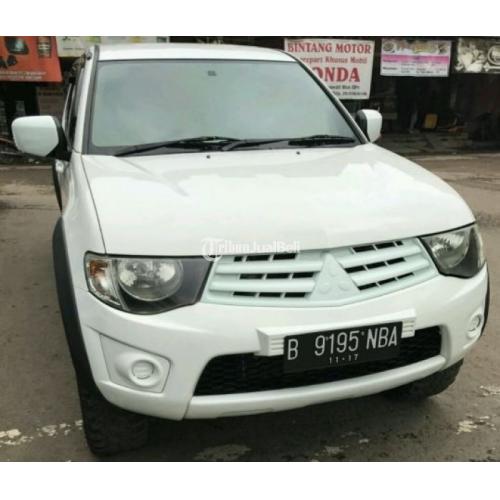 Mitsubishi Triton Strada 4 WD 2012 Warna Putih BBM Solar Kondisi Mulus ...