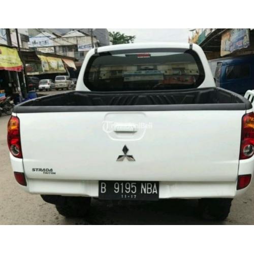 Mitsubishi Triton Strada 4 WD 2012 Warna Putih BBM Solar Kondisi Mulus ...
