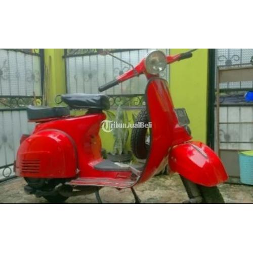 Piaggio Vespa 1973 Warna Merah Kondisi Oke Mesin Sehat Waras ...