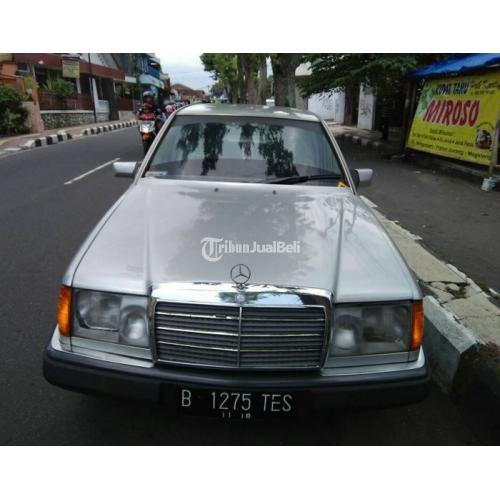 Sedan Mercy 230 E Tahun 1991 Barang Mulus Terawat Siap Buat Jalan Jalan ...