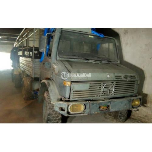 Truk Perang Jaman Belanda Mercedes Benz Unimog 1300L Cocok Untuk ...