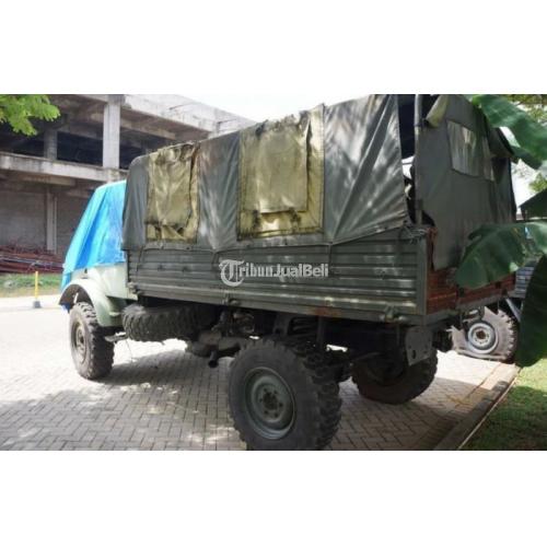 Truk Perang Jaman Belanda Mercedes Benz Unimog 1300L Cocok Untuk ...
