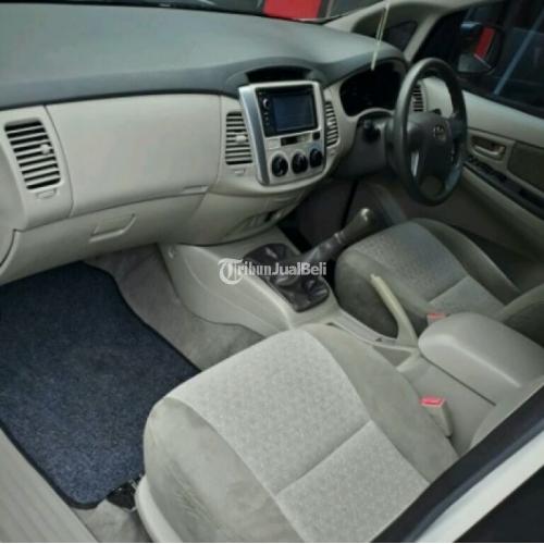 Toyota Innova Grand Type G Bensin 2012 Putih ISTIMEWA Terawat oleh ...