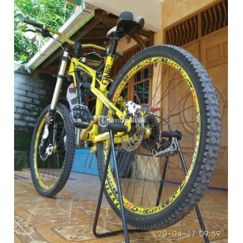 Sepeda MTB Full Suspension Bagus Warna Kuning Harga Nego Tipis di ...