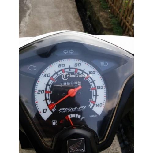 Honda Beat Tahun 2014 Warna Putih Mulus Mesin Normal Tinggal Pakai di ...