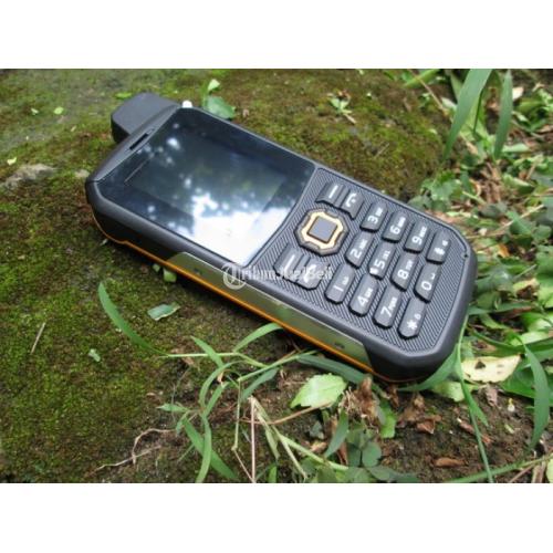 Handphone Plus HT Rungee V1 Outdoor IP67 Certified Walkie Talkie UHF di ...