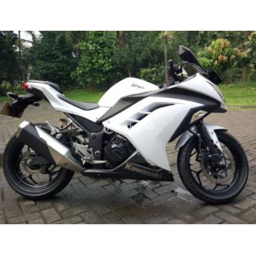 Kawasaki Ninja 250 FI Putih Bagus Barang Import Thailand Surat Lengkap ...