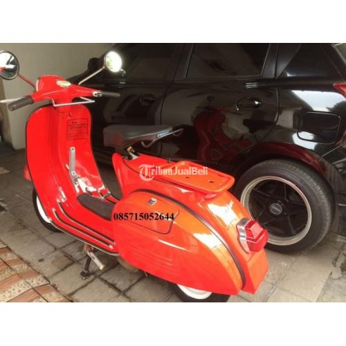 Vespa Super Mulus Warna Merah Kelistrikan Nyala Tahun 1975 di Jakarta ...