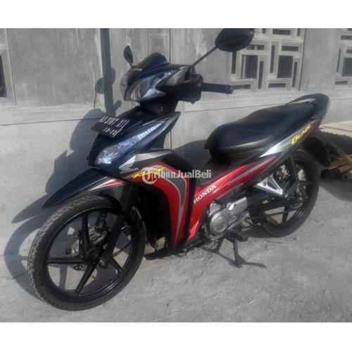 Honda Blade Tahun 2011/2012 Hitam merah Motor Tangan Pertama Terawat di ...