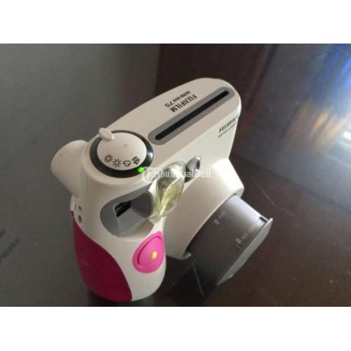 Kamera Polaroid Fujifilm Instax Mini 7s Bekas Normal Siap Pakai Murah ...