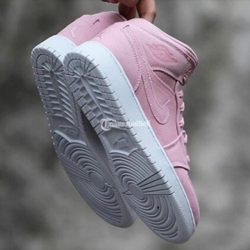 Sneakers Nike Air Jordan 1 Mid Easter Pack Harga Murah di Bandung ...
