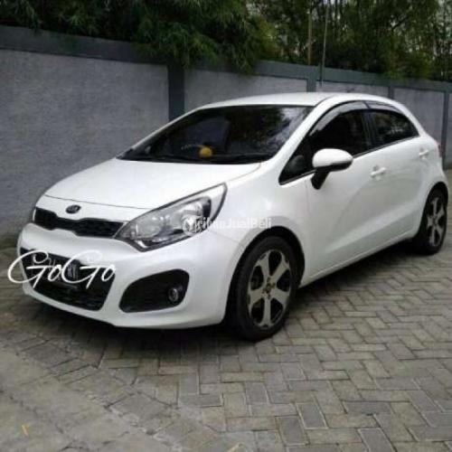 Mobil Matic Murah KIA Rio Tahun 2013 Putih Seken Mulus Terawat Lengkap ...