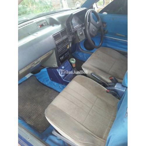 Mobil Sedan Ford Laser Tahun 1987 Bekas Second Harga Murah di Bandar ...